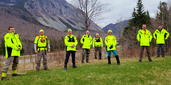 Mountain Uniforms – Custom Built for the Industry